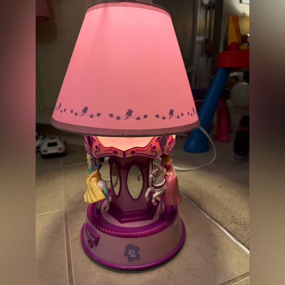 Disney | Other | Disney Princess Carousel Lamp Merry Go Round Musical ...
